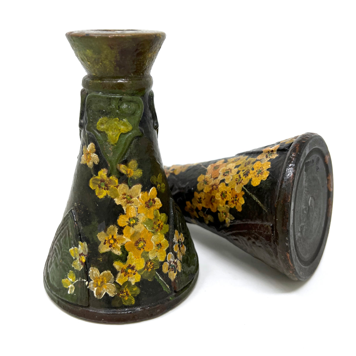 RUTH + IDGIE – Old Flame Candle Co